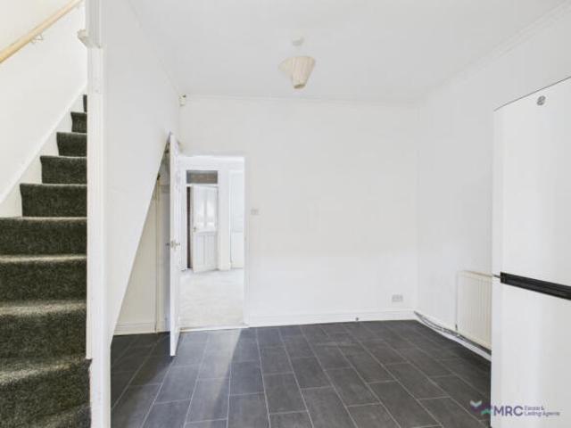 2 bedroom terraced house for rent in Hereford Street, Gipsyville, Hull, HU4
