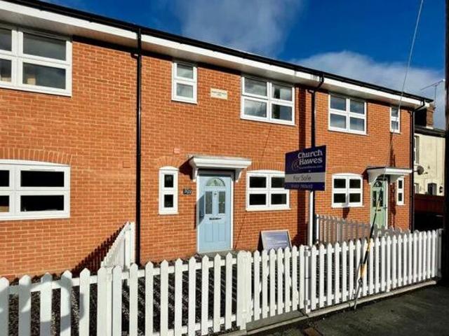 2 Bedroom Terraced House For Rent In High Street