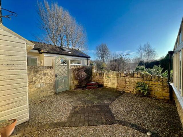 2 bedroom terraced house for rent in High Street, Clifford, Wetherby, LS23 6HJ, LS23
