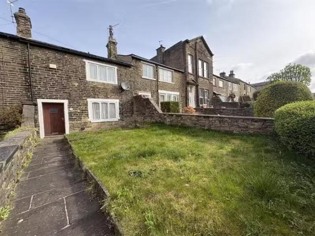 2 bedroom terraced house for rent in Highgate, Bradford, BD9 5.