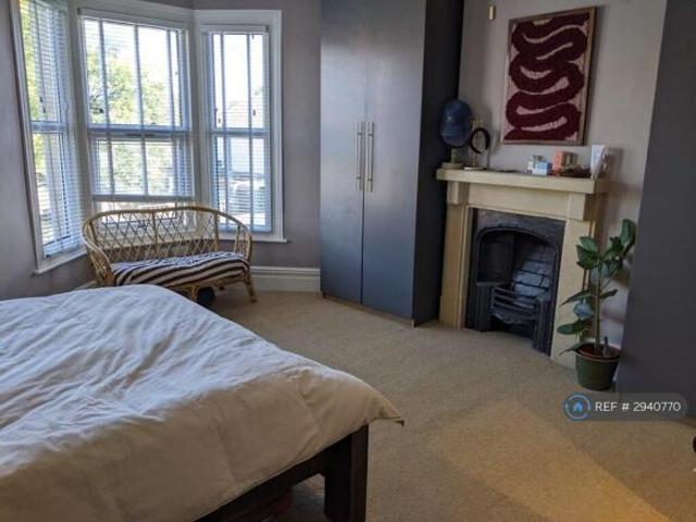 2 bedroom terraced house for rent in Hillside Road, Bristol, BS5