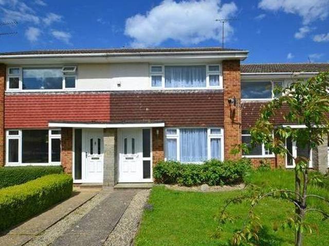 2 bedroom terraced house for rent in Hilton Drive Sittingbourne ME10