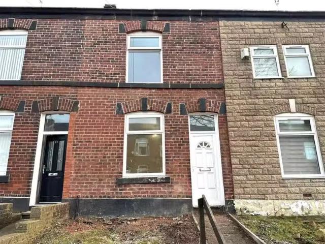 2 bedroom terraced house for rent in Hilton Street, Bury, BL9