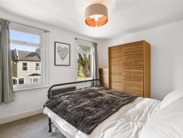 2 bedroom terraced house for rent in Huddlestone Road, Forest Gate, London, E7