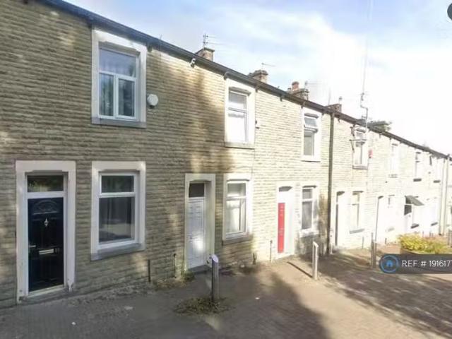 2 bedroom terraced house for rent in Hudson Street, Burnley, B.