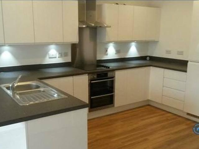 2 bedroom terraced house for rent in Hughes Road London IG6
