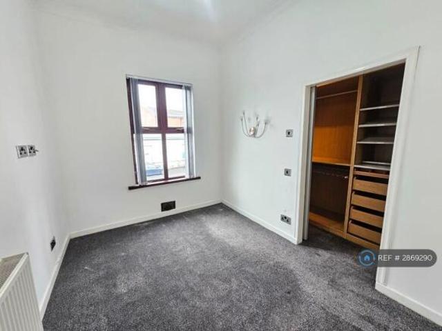 2 bedroom terraced house for rent in Hulton Lane, Bolton, BL3