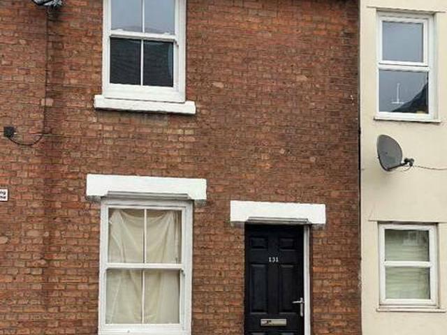 2 bedroom terraced house for rent in Hythe Hill Colchester Essex CO1