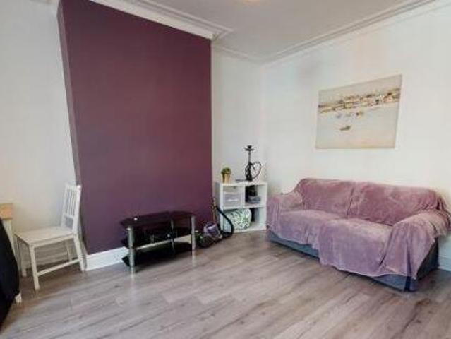 2 Bedroom Terraced House For Rent In Hyde Park