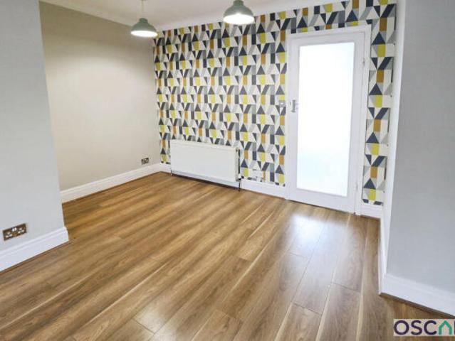 2 bedroom terraced house for rent in Ilford Road, West Hull, HU5