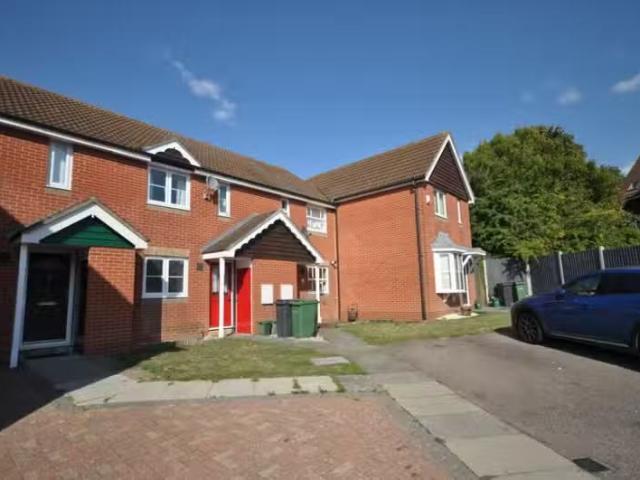 2 bedroom terraced house for rent in Jersey Way, Braintree, Es.