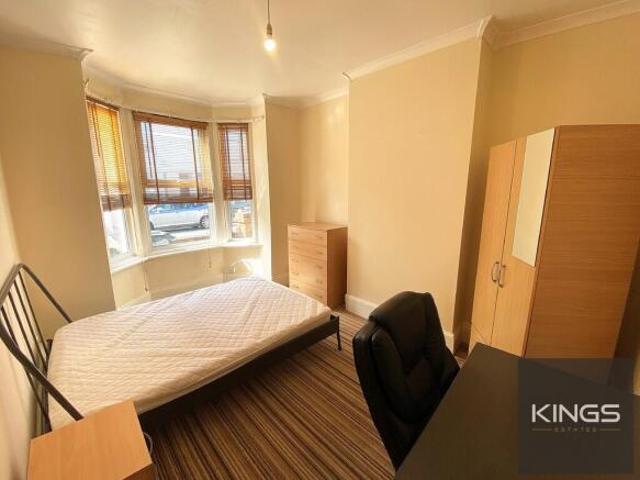 2 bedroom terraced house for rent in Jubilee Road, Southsea, PO4