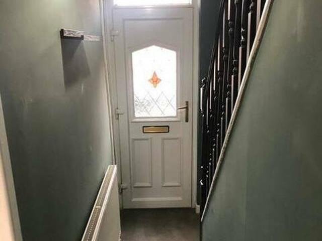 2 bedroom terraced house for rent in Oak Street Blackwood NP12