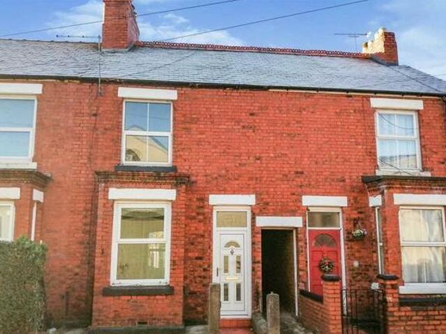 2 bedroom terraced house for rent in Oak Street Oswestry SY11