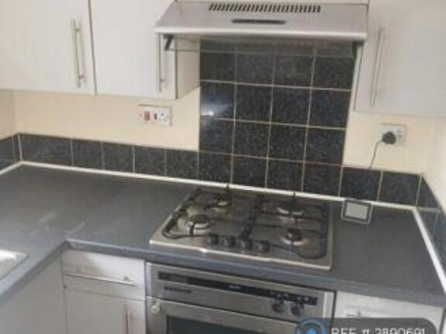 2 bedroom terraced house for rent in Oaks Court, Leicester, LE19