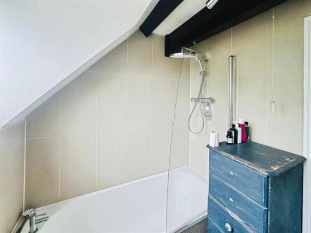 2 bedroom terraced house for rent in Old School Mews, Leamington Spa, CV32