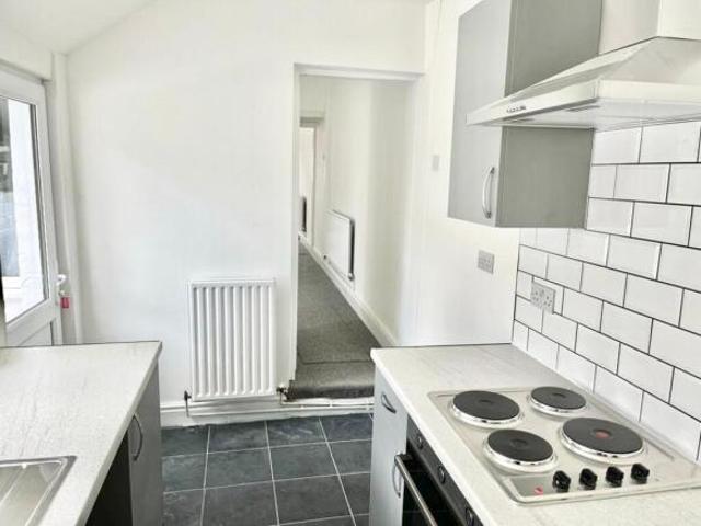 2 bedroom terraced house for rent in Oldfield Street, Stoke On Trent, ST4