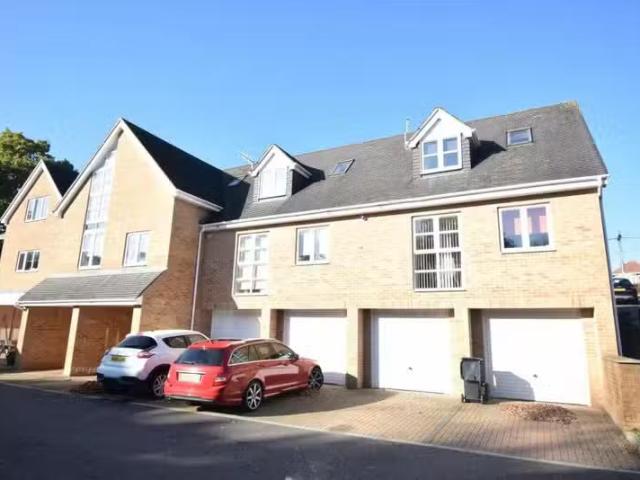 2 bedroom terraced house for rent in Olivia Close, Corfe Mulle.