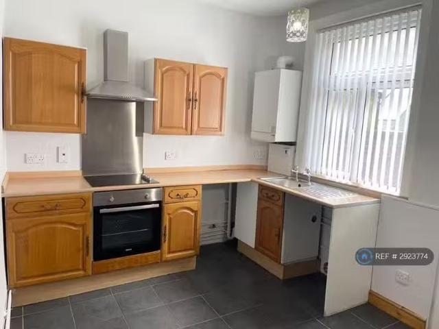 2 bedroom terraced house for rent in Osborne Grove, Bolton, BL1