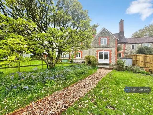 2 bedroom terraced house for rent in Lower Zeals, Warminster.