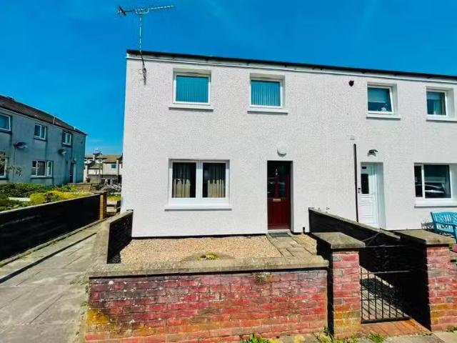 2 bedroom terraced house for rent in Lochaber Walk, Dumfries.