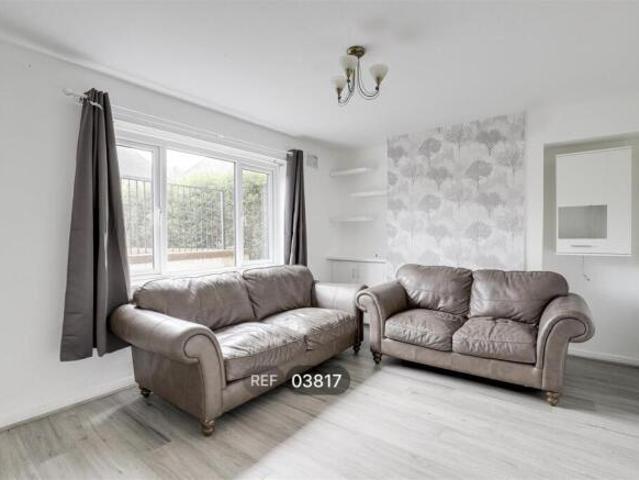 2 bedroom terraced house for rent in Longmead Drive, Daybrook, Nottingham, NG5 6DJ, NG5