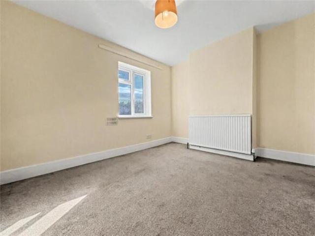 2 bedroom terraced house for rent in Longley Road, Rainham, Gillingham, Kent, ME8