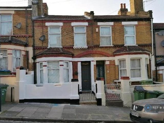 2 Bedroom Terraced House For Rent In London