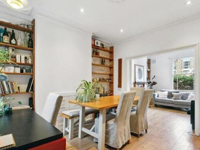 2 Bedroom Terraced House For Rent In London