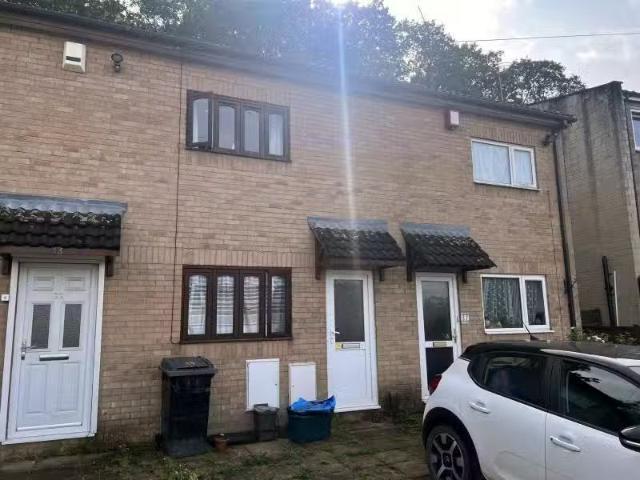 2 bedroom terraced house for rent in Lawrence Weston Road La.