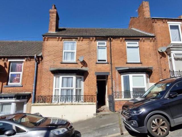 2 bedroom terraced house for rent in Laceby Street, Lincoln, LN2