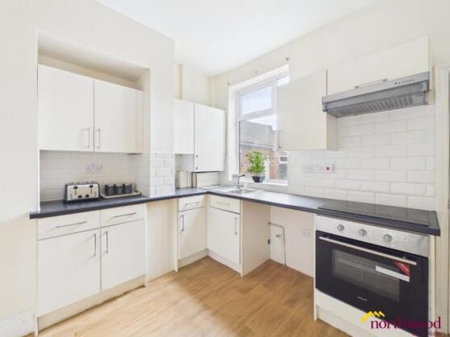 2 bedroom terraced house for rent in Lewis Street, Stoke, on Trent, ST4