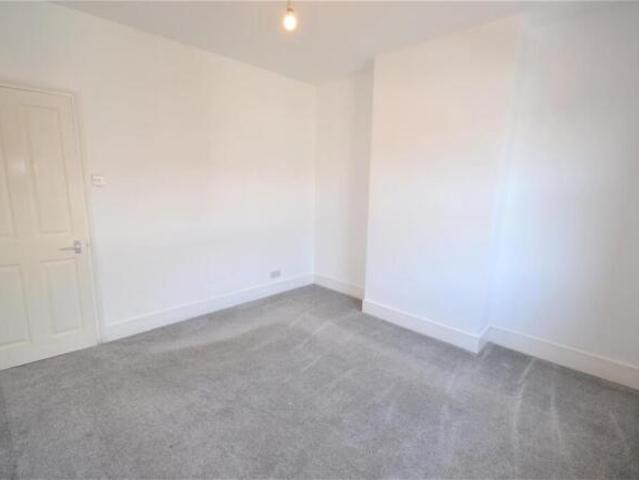 2 bedroom terraced house for rent in Leaf Road, Eastbourne, BN21 3TU, BN21