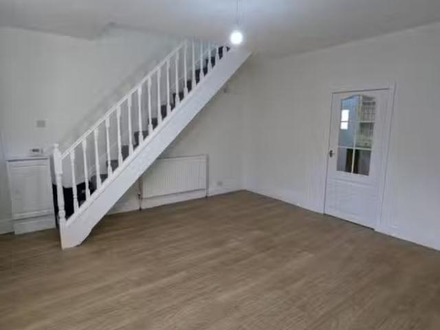 2 bedroom terraced house for rent in Leeds Road, Nelson, BB9 9.