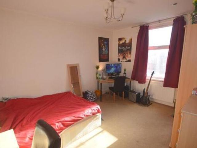 2 Bedroom Terraced House For Rent In Leeds, West Yorkshire
