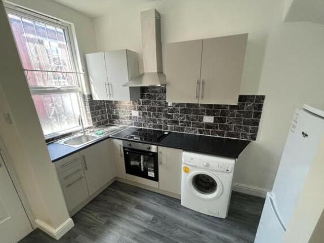 2 Bedroom Terraced House For Rent In Leeds, West Yorkshire