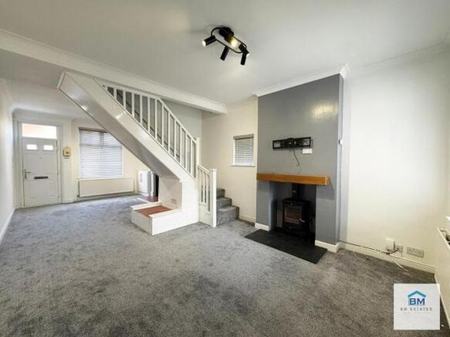 2 bedroom terraced house for rent in Leeson Street, Leicester, LE2