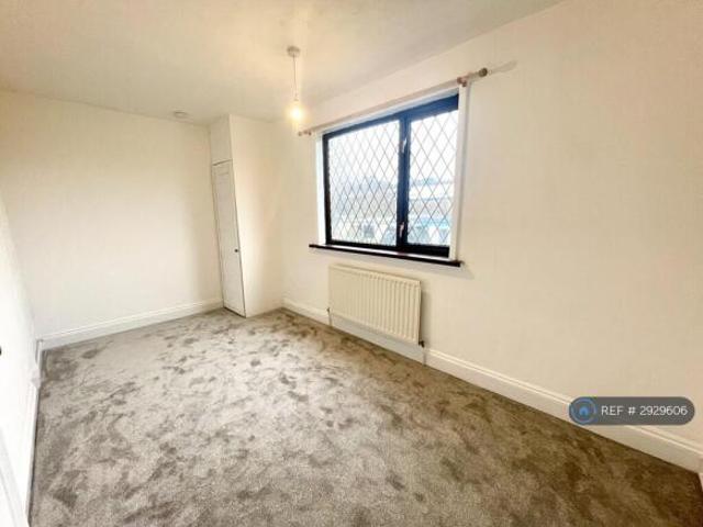 2 bedroom terraced house for rent in Lilac Avenue, Coventry, CV6