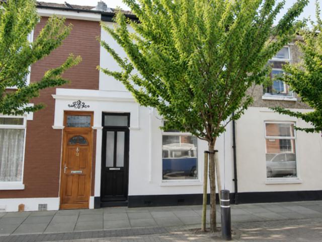 2 bedroom terraced house for rent in Lincoln Road, Portsmouth, PO1