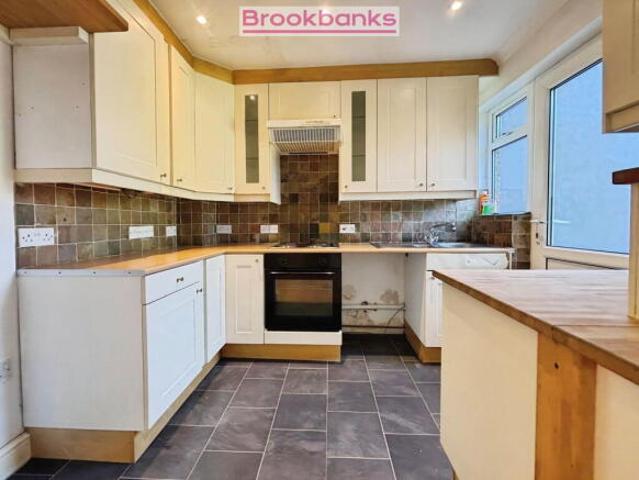 2 bedroom terraced house for rent in Lullingstone Avenue, Swanley, BR8 7JN, BR8