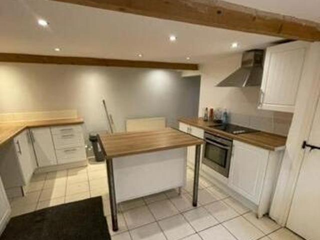2 Bedroom Terraced House For Rent In Moldgreen, Huddersfield