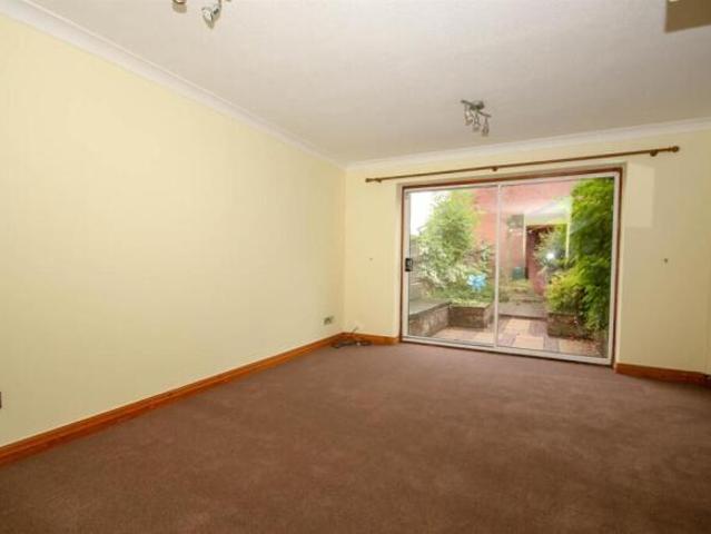2 bedroom terraced house for rent in Montondale, Eccles, Manchester, M30