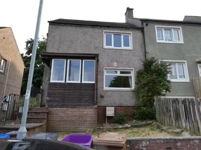 2 bedroom terraced house for rent in Mossgiel Road, Ardrossan.