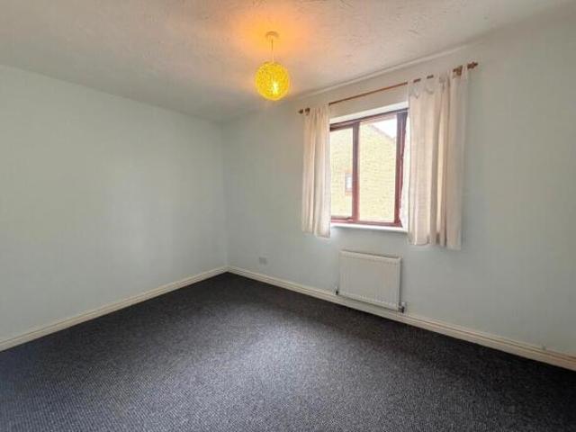2 bedroom terraced house for rent in Matilda Gardens, Shenley Church End, MK5