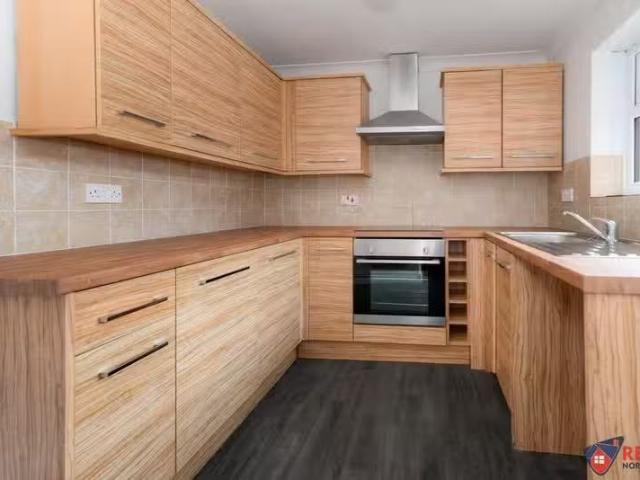 2 bedroom terraced house for rent in May Street, Bishop Auckla.