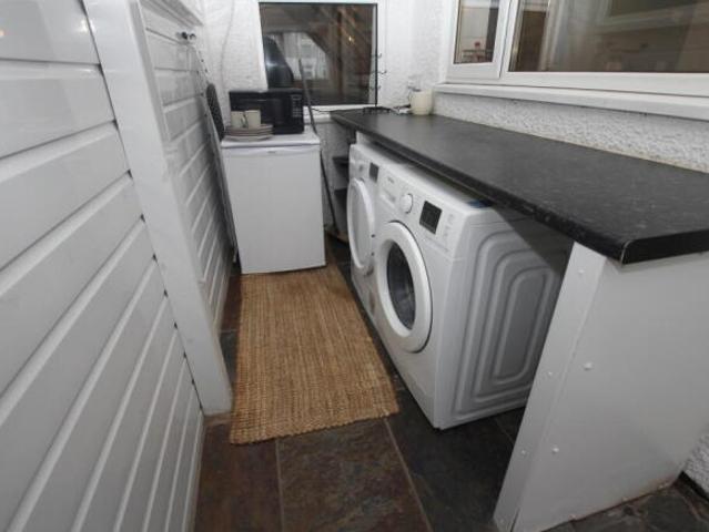 2 bedroom terraced house for rent in Maidstone Road, Old Town, Swindon, SN1