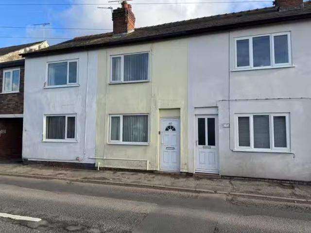 2 bedroom terraced house for rent in Main Road, Broughton, CH4
