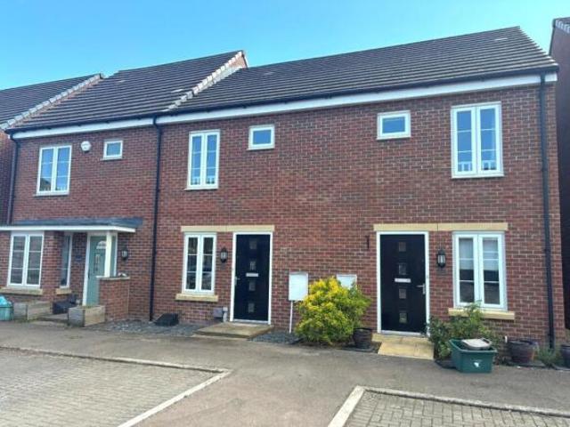 2 bedroom terraced house for rent in Mainsail Lane, Raikes Chase, Hempsted, Gloucester, GL2