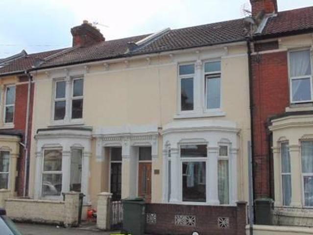 2 bedroom terraced house for rent in Manners Road Southsea Hampshire PO4