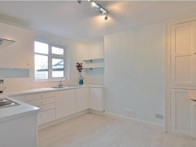 2 bedroom terraced house for rent in Marlborough Road, Grandpont, Central Oxford, OX1